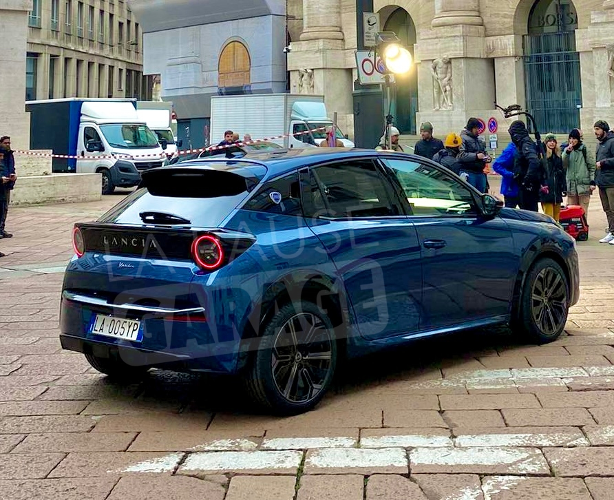 Milan s’éveille : Premiers clichés de la Lancia Ypsilon 2024